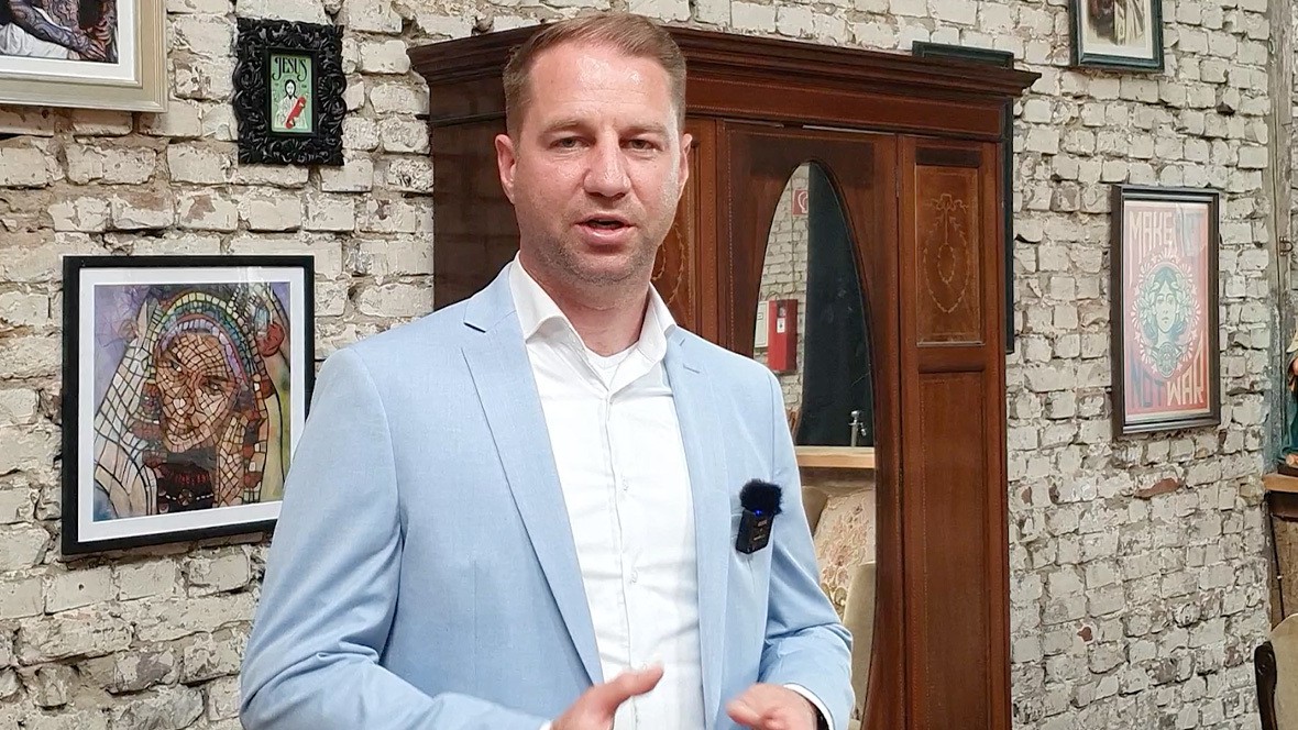 Video-Interview mit Norman Koch: So funktioniert E-Mobilität im Außendienst